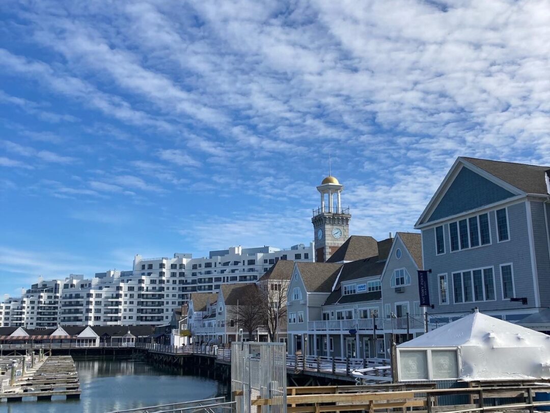 Quincy's Marina Bay Ferry Season Begins April 28, 2025 - Irish Boston